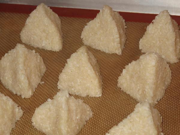 Christmas Cookie #1 – Coconut Pyramids (No Trip To Egypt Needed ...